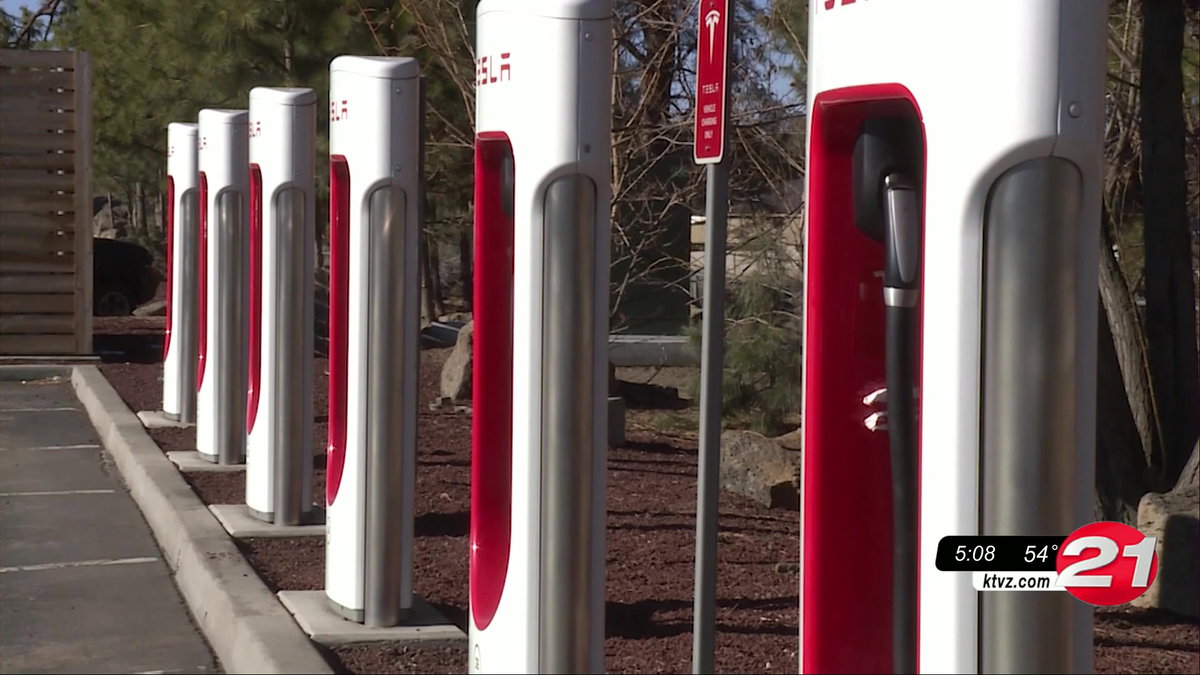Oregon looks to build more public EV charging stations in Central ...